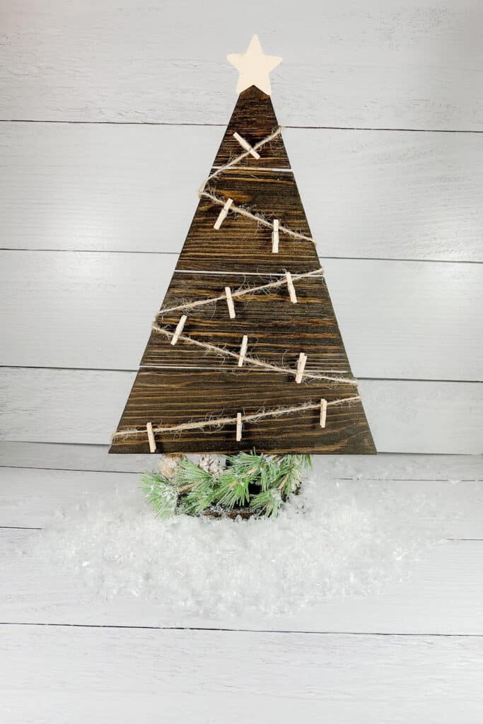 DIY Rustic Christmas Card Holder - Prudent Penny Pincher