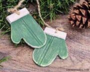 60 DIY Christmas Wood Crafts - Prudent Penny Pincher