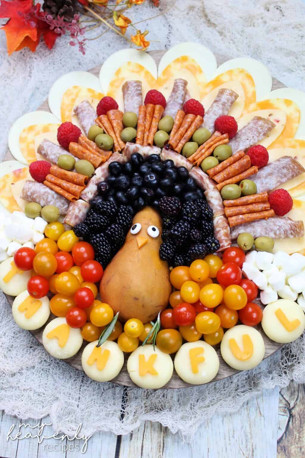 25 Best Thanksgiving Charcuterie Board Ideas - Prudent Penny Pincher