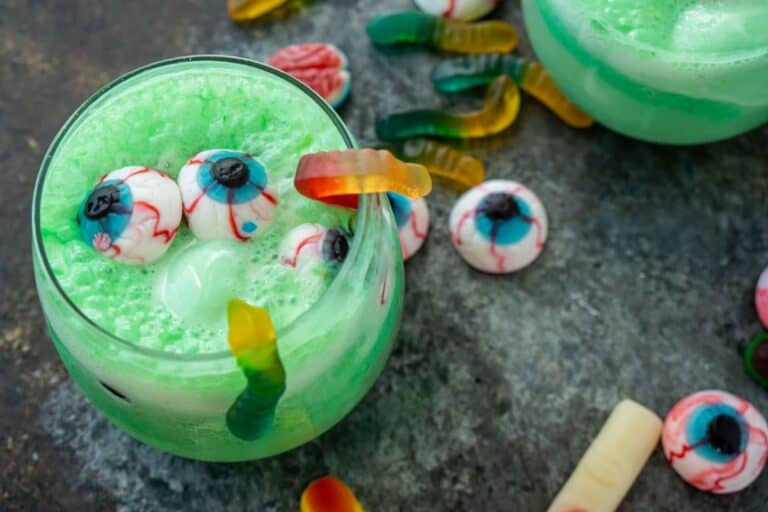 20 Best Halloween Drinks for Kids - Prudent Penny Pincher