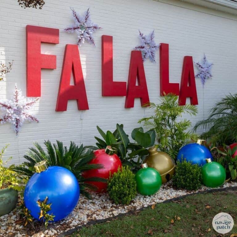 20 Best DIY Christmas Yard Decor Ideas - Prudent Penny Pincher