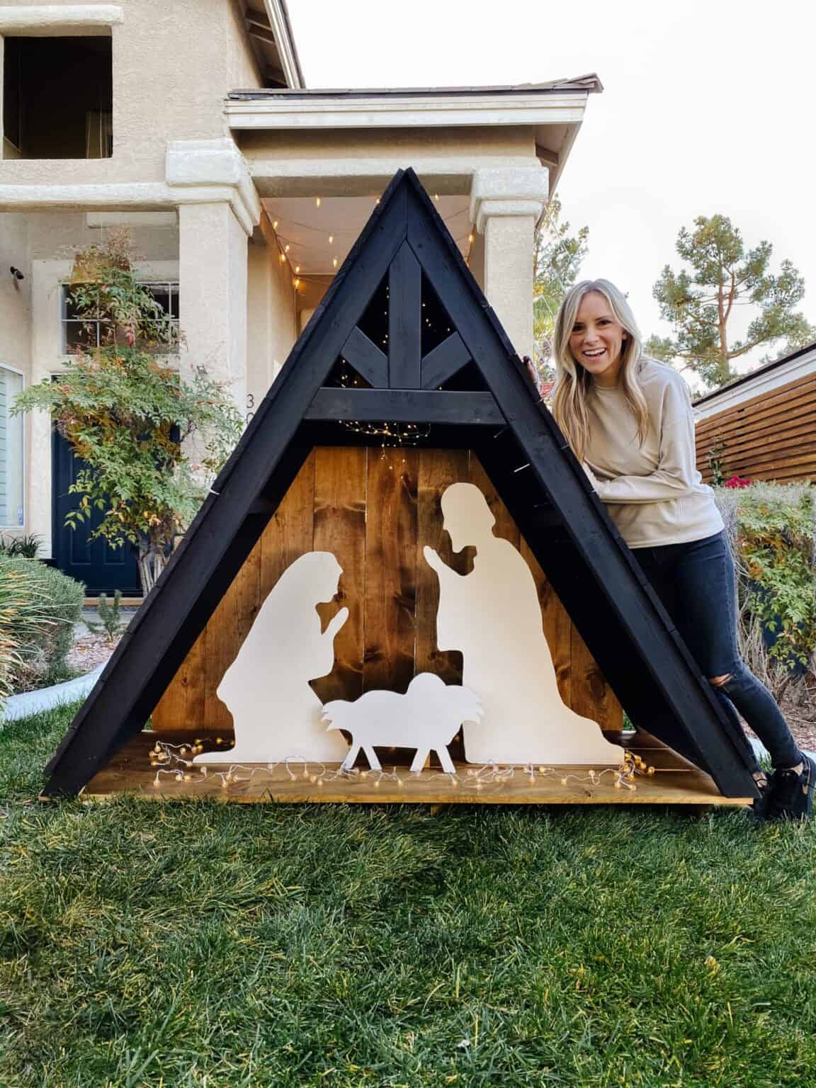 20 Best DIY Christmas Yard Decor Ideas - Prudent Penny Pincher