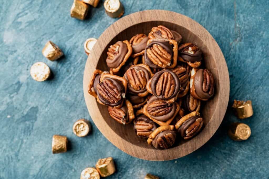 25 Best Christmas Snacks for Parties - Prudent Penny Pincher