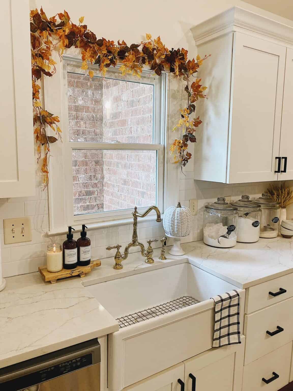30 Best Fall Kitchen Decor Ideas - Prudent Penny Pincher